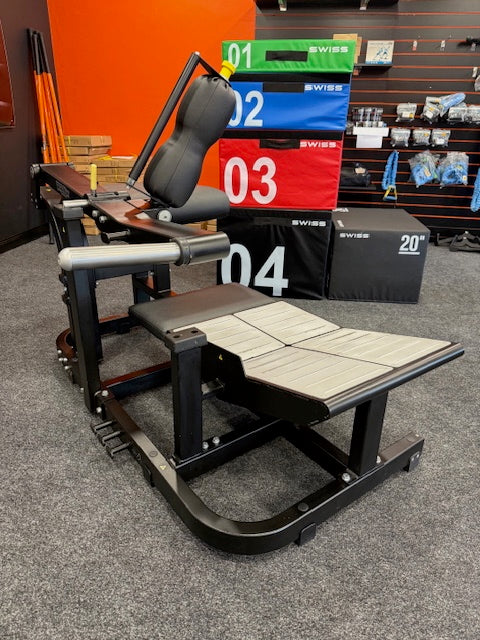 Technogym Pure Strength Hip Thrust – EFSNI LTD